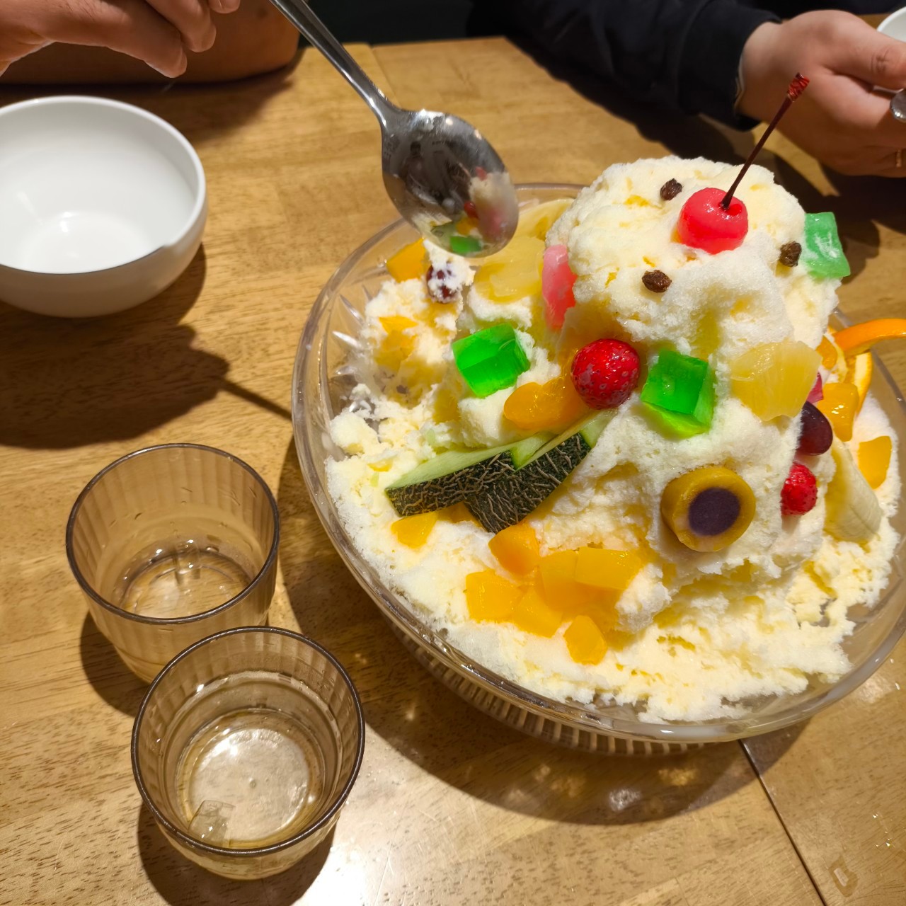 鹿児島では、しろくまを食べます。 -大人になって食べた「天文館むじゃきのしろくま」その歴史と人気の理由- | カゴシマガジン